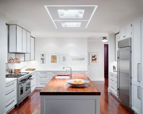 Best Enclosed Kitchen Design Ideas & Remodel Pictures | Houzz