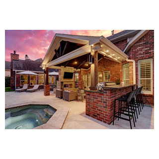 Outdoor Kitchens - Patio - Houston - by TCP Custom Outdoor Living | Houzz
