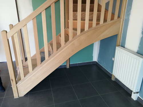 Comment intégrer un escalier apparent