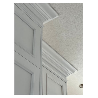 Floating hood - Kitchen - Portland - by MTC CUSTOM - CABINETRY | Houzz