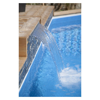 Inground Pool Water Features - Pool - Toronto - by Pioneer Family Pools ...