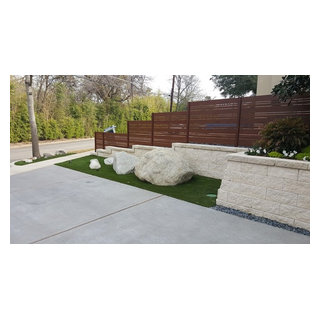 Knotwood Horizontal Front Yard Privacy Screen - Dallas - by Southwest ...