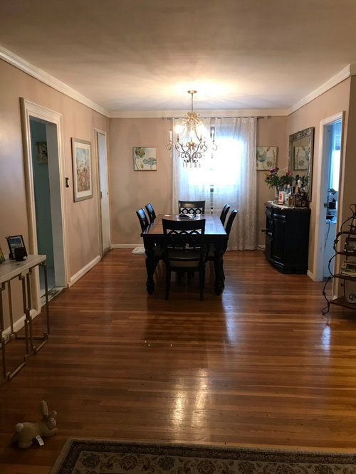 Dining room / Entry in apartment