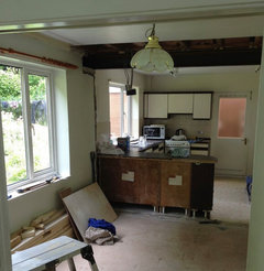 Update/modernize this early 2000s kitchen with paint!