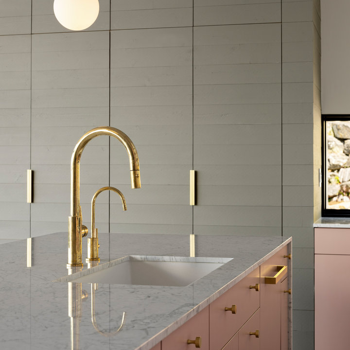 75 Kitchen with Pink Cabinets Ideas You'll Love - April, 2025 | Houzz