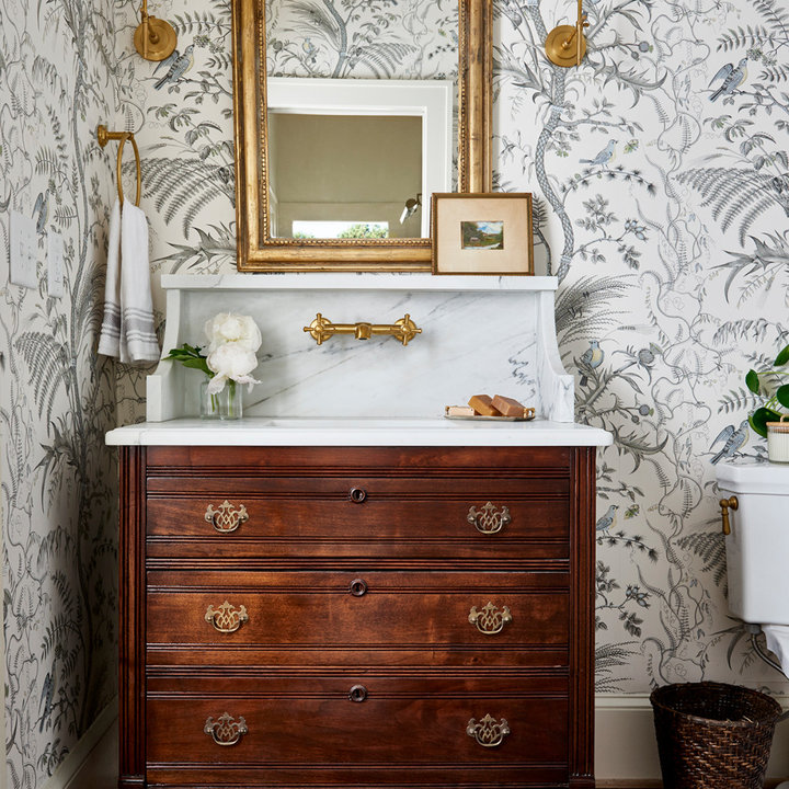 75 Beautiful Traditional Powder Room Ideas & Designs - June 2024 | Houzz AU