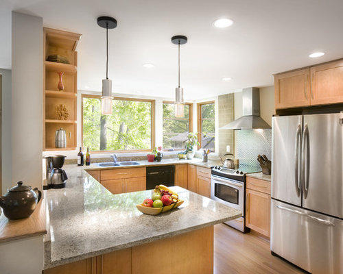 Corner Window Kitchen | Houzz