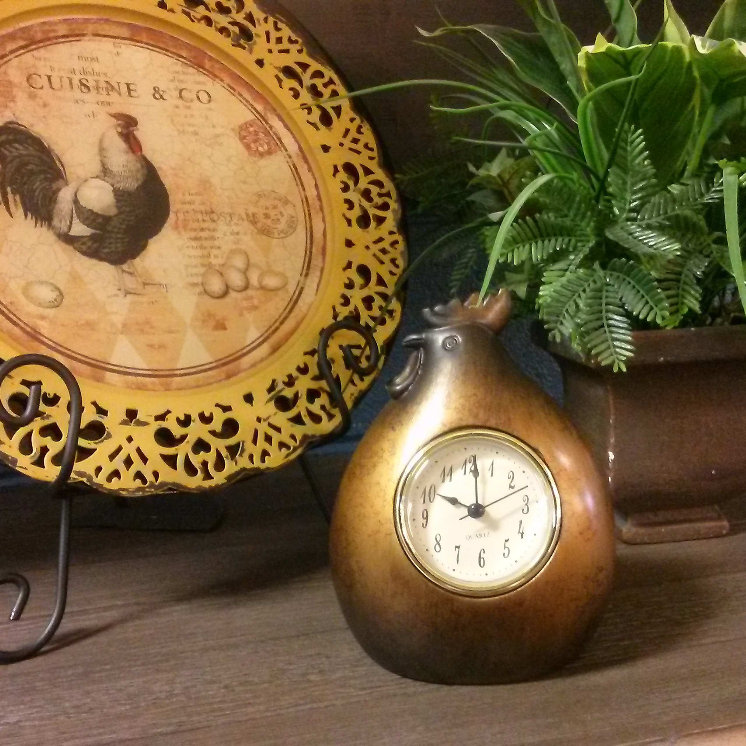 Fangio Lighting's #9011 6 in. Rooster Resin Clock in a Speckled Amber ...