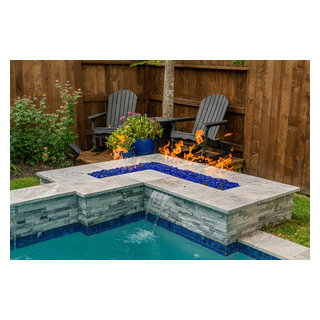 Harrell Family - Farmhouse - Pool - Houston - by Richard's Total ...