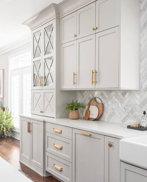 Looking for the perfect greige for my kitchen