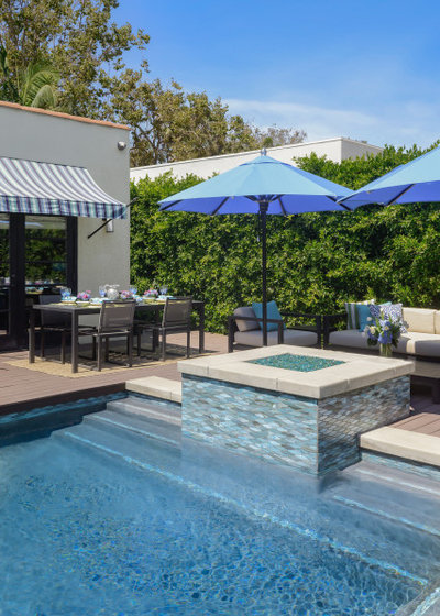 Yard of the Week: Poolside Oasis With a Resort-Like Feel