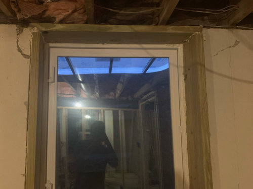 Missing egress window header