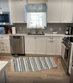 Cabinet color for Silestone Calacata Gold and Chloe or Portmore tile ...