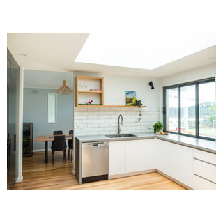 Rosanna Kitchen - Contemporary - Kitchen - Melbourne - by GDP Interior ...