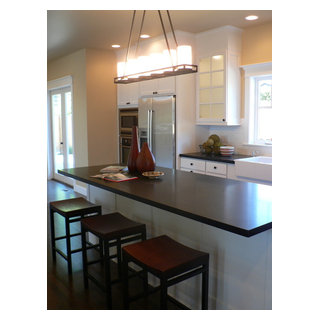 Draw The Line Design - Seattle - by Pilar Calleja - Draw The Line ...