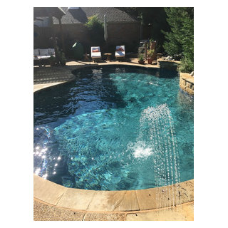 Zatopek_Addison - Rustikal - Pools - Dallas - von Petri Pools | Houzz