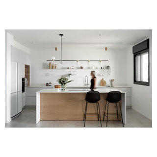 Home for Five - City Apartment - Contemporary - Kitchen - Dallas - by ...