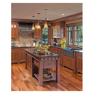 Arts & Crafts Kitchen on the Bay - Craftsman - Kitchen - Milwaukee - by ...