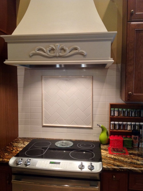 Backsplash finished, finally!