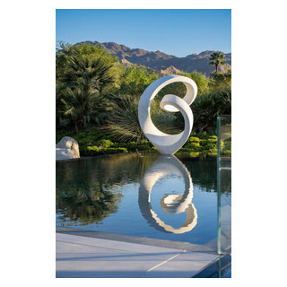 Serenity Indian Wells luxury modern desert home swimming pool sculpture ...