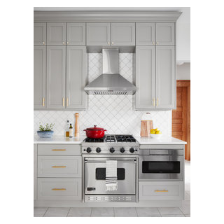 Chicago Victorian Cottage - Traditional - Kitchen - Chicago - by R ...