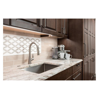 Sahalee Custom Kitchen - Transitional - Seattle - by Nip Tuck ...
