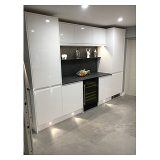 J pull handle Kitchen with compact laminate and porcelain floor tiles ...