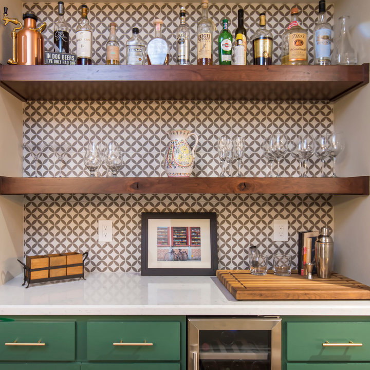 75 Home Bar with Green Cabinets Ideas You'll Love - May, 2026 | Houzz