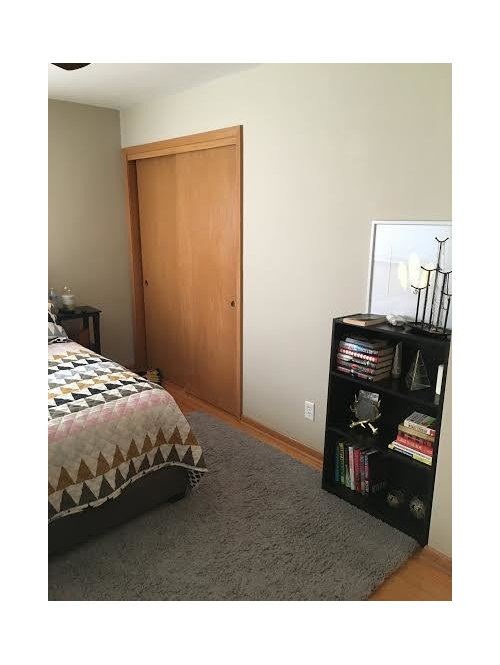Bedroom with too many doors and off centered windows??