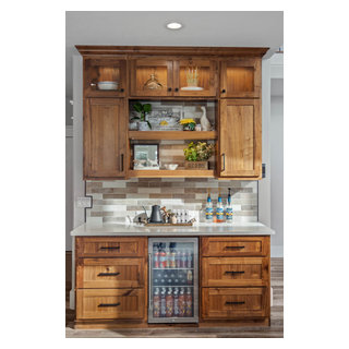 Oswald Remodel - Traditional - Home Bar - Other - by B&B Builders | Houzz