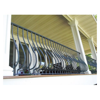 Lakeside pot belly railing - Traditional - Minneapolis - by Artistic ...