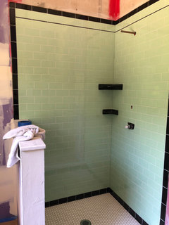 What color grout with mint green tile?