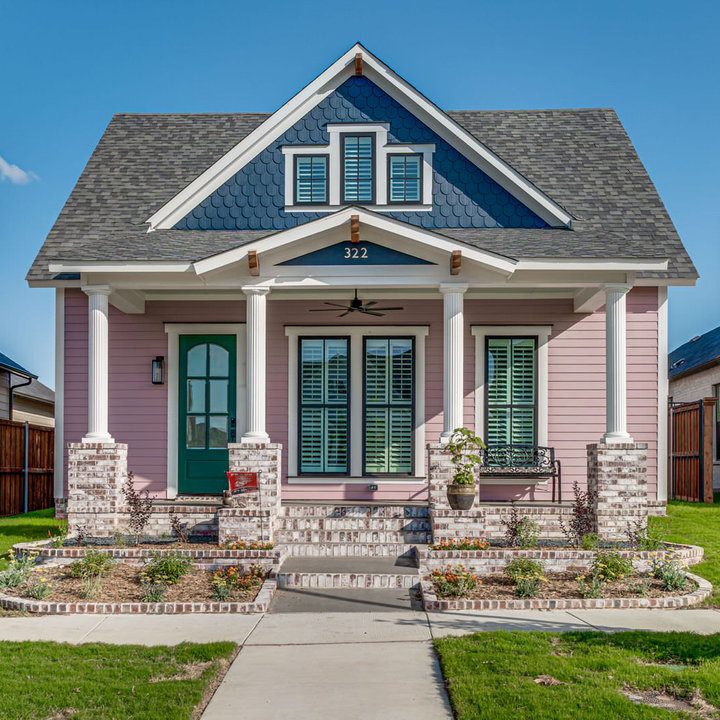 75 Beautiful Pink House Exterior Ideas & Designs - October 2025 | Houzz AU