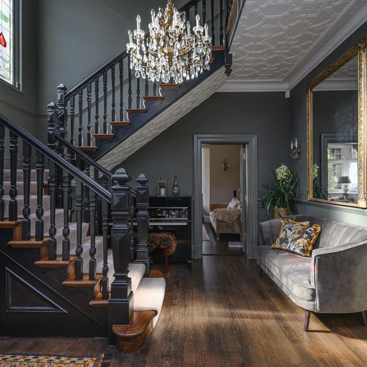 75 Beautiful Staircase Ideas and Designs - March 2023 | Houzz UK
