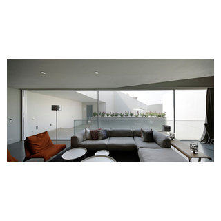 Wall House, Kuwait - Contemporain - Salon - par IQ Glass UK | Houzz