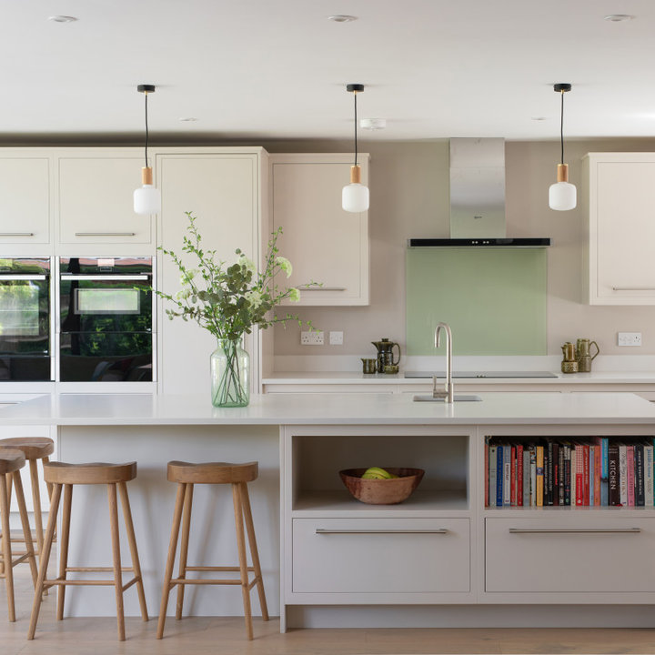 75 Beautiful Medium Sized Kitchen Ideas and Designs - May 2024 | Houzz UK