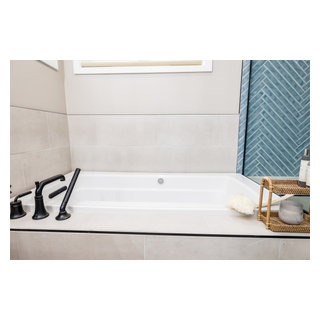Maple Grove Ensuite Bathroom - Beach Style - Bathroom - Minneapolis ...