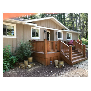 Cedar Entry Deck - Traditional - Exterior - Toronto - by Classic ...