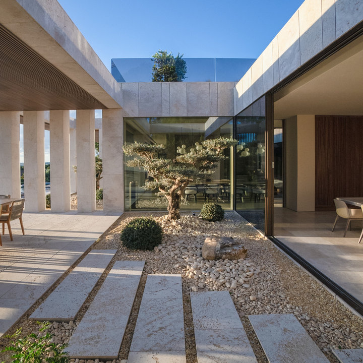 75 Beautiful Indoor Atrium Home Design Ideas & Designs | Houzz AU