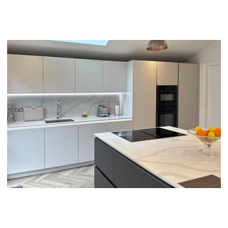Light Grey Handleless Kitchen in Sidcup - Contemporary - Kitchen ...