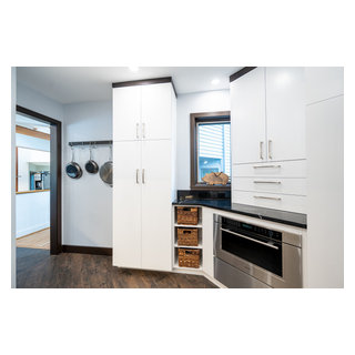 Award Winning Modern Saratoga Kitchen with a Lakeview! - Modern ...