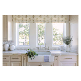 Kanas City House | Renovation and Decorating - Traditional - Kansas ...