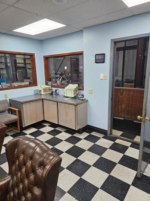 Office dungeon help! | Houzz Forum
