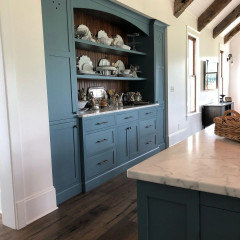 Traditional blue paint color for historic living room quandary