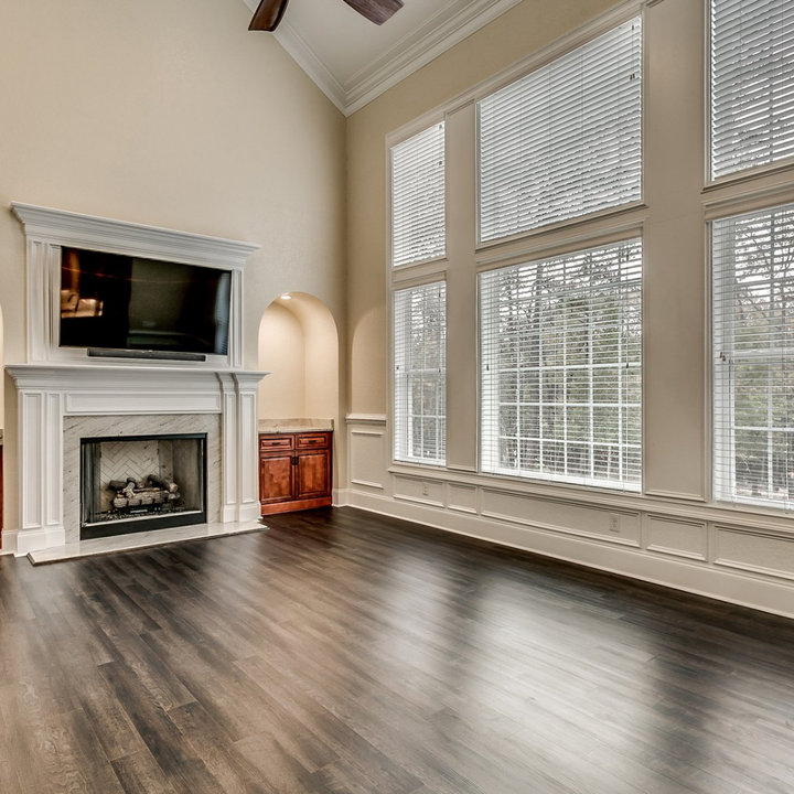 75 French Country Vaulted Ceiling Living Room Ideas You'll Love ...