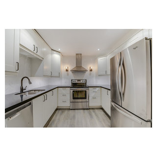 U - Shape kitchen, 9 ft x 8 ft x 8 ft. BODBYN off-white finish ...