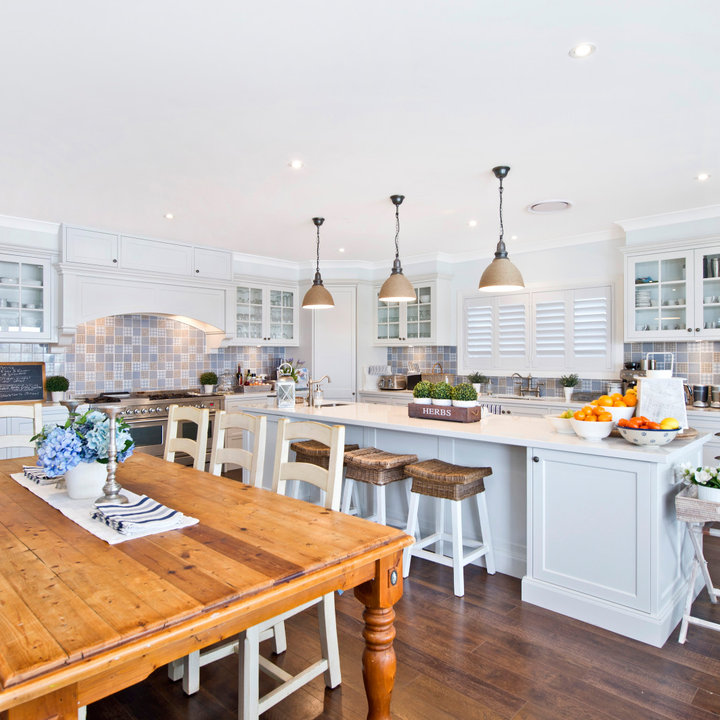 75 Beautiful Beach Style Kitchen Ideas & Designs - June 2024 | Houzz AU