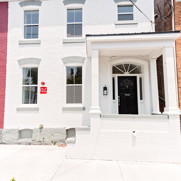 75 Beautiful Three-storey Apartment Exterior Ideas & Designs - October ...