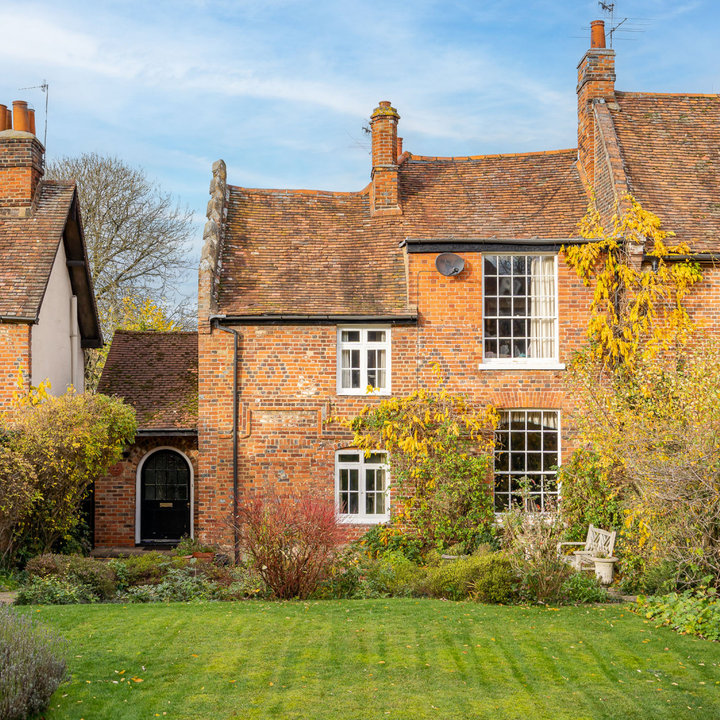 75 Beautiful House Exterior Ideas and Designs - October 2025 | Houzz UK