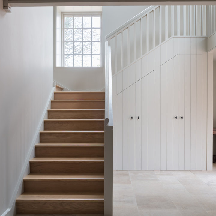 75 Beautiful Staircase with Tongue and Groove Walls Ideas and Designs ...